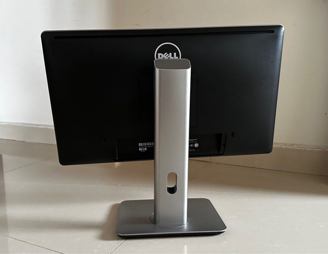Dell 22 inch widescreen LCD monitor, Computers & Tech, Parts ...