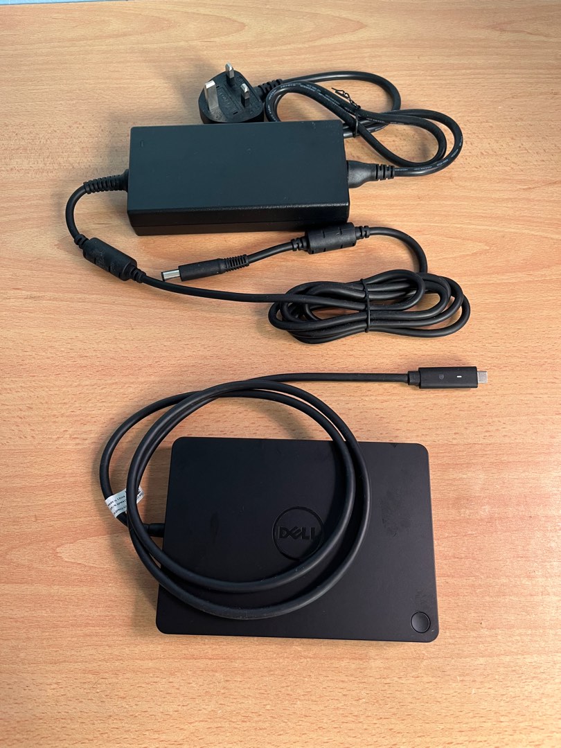 Dell Wd Docking Station Computers Tech Parts Accessories Other Accessories On Carousell