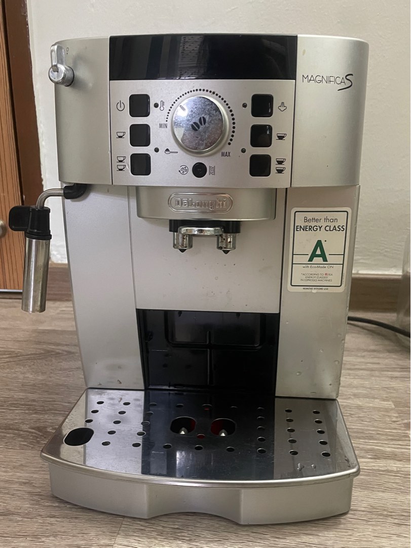 Delonghi Magnifica S Coffee Machine, TV & Home Appliances, Kitchen ...