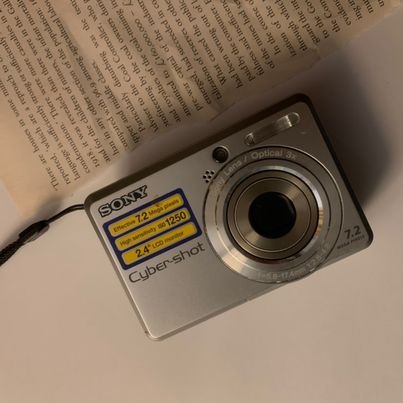 DIGI CAM DIGITAL CAMERA DIGICAM SONY CYBER SHOT (READ DESCRIPTION ...