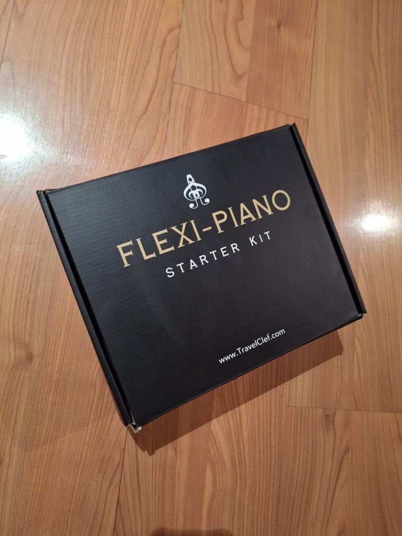 Flexi Piano, Hobbies & Toys, Music & Media, Musical Instruments on Carousell