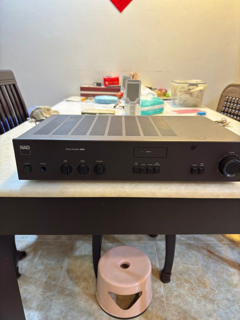 FS: NAD 3020i integrated amplifier, Audio, Soundbars, Speakers ...