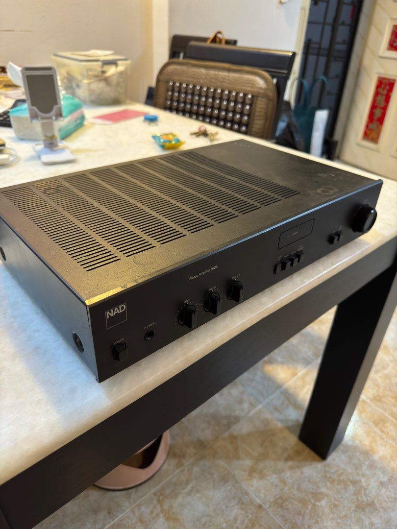 FS: NAD 3020i integrated amplifier, Audio, Soundbars, Speakers ...