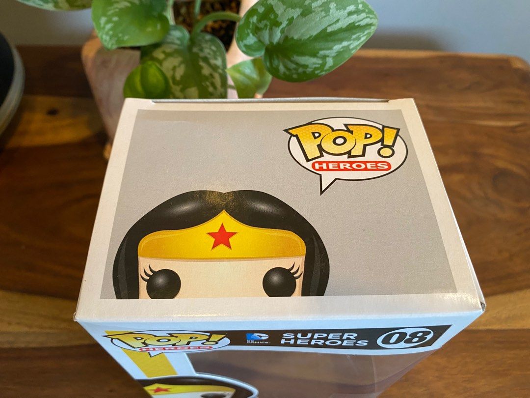 Funko POP! #08 Wonder Woman DC Comics Super Heroes, Hobbies & Toys ...