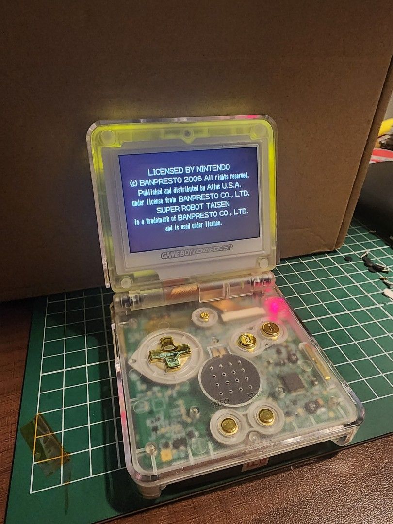 Gameboy Advance SP AGS-001 (Clear Shell, Gold Button with White IPS ...