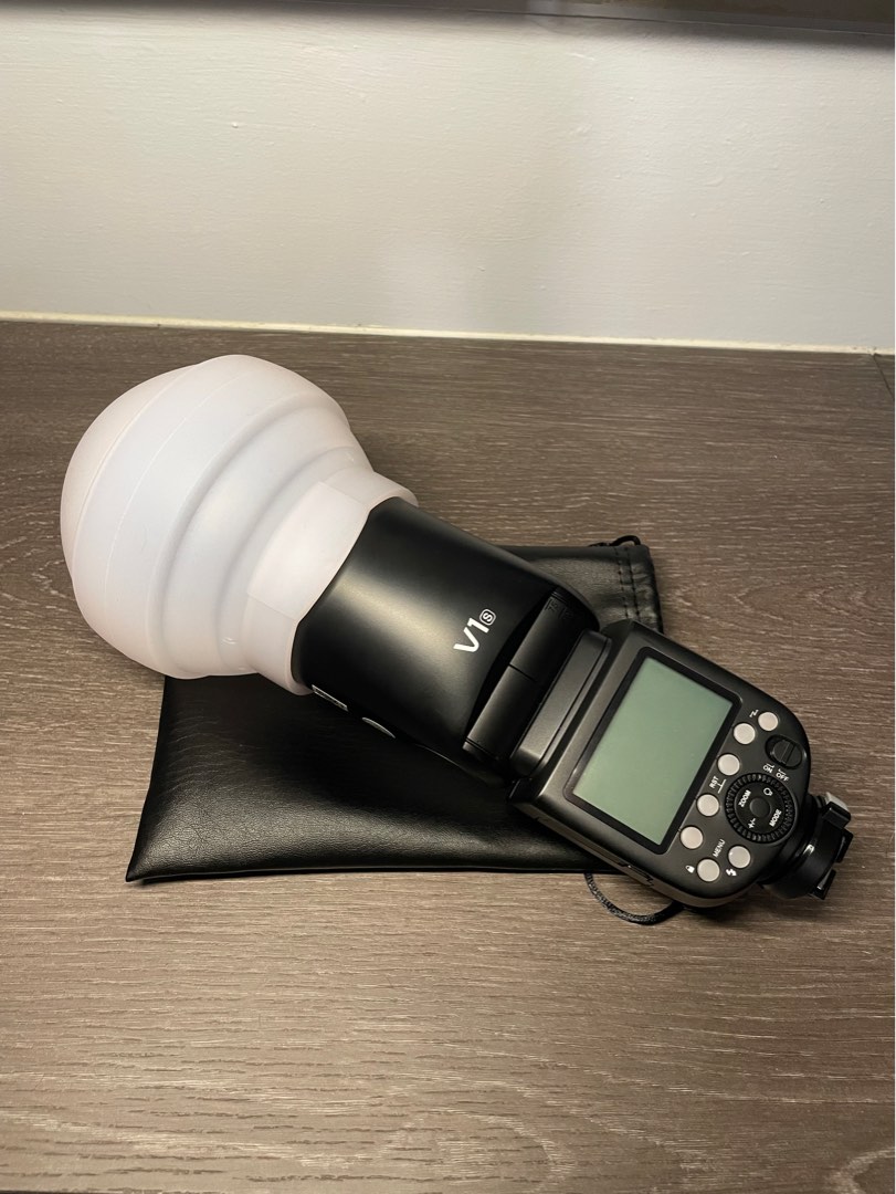 Godox V1 silicone Dome diffuser AK-R22, Photography, Photography ...