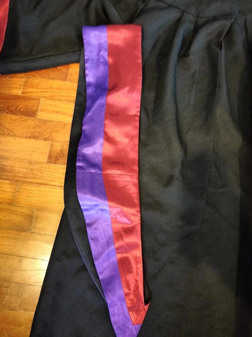 ITE Graduation Gown, Women's Fashion, Coats, Jackets and Outerwear on ...