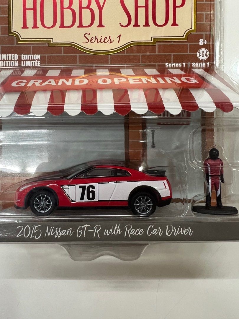 Greenlight The Hobby Shop Series 1 2015 Nissan GT-R with Race Car ...