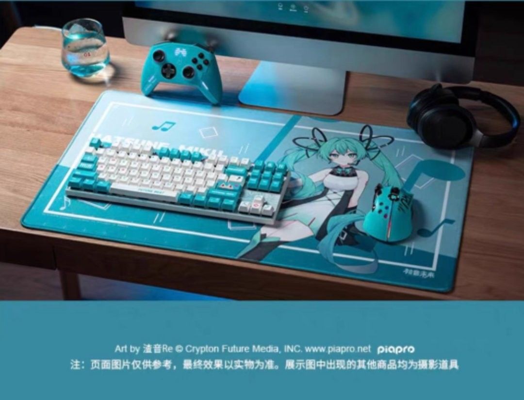 Hatsune Miku Mousepad Moeyu, Computers & Tech, Parts & Accessories ...