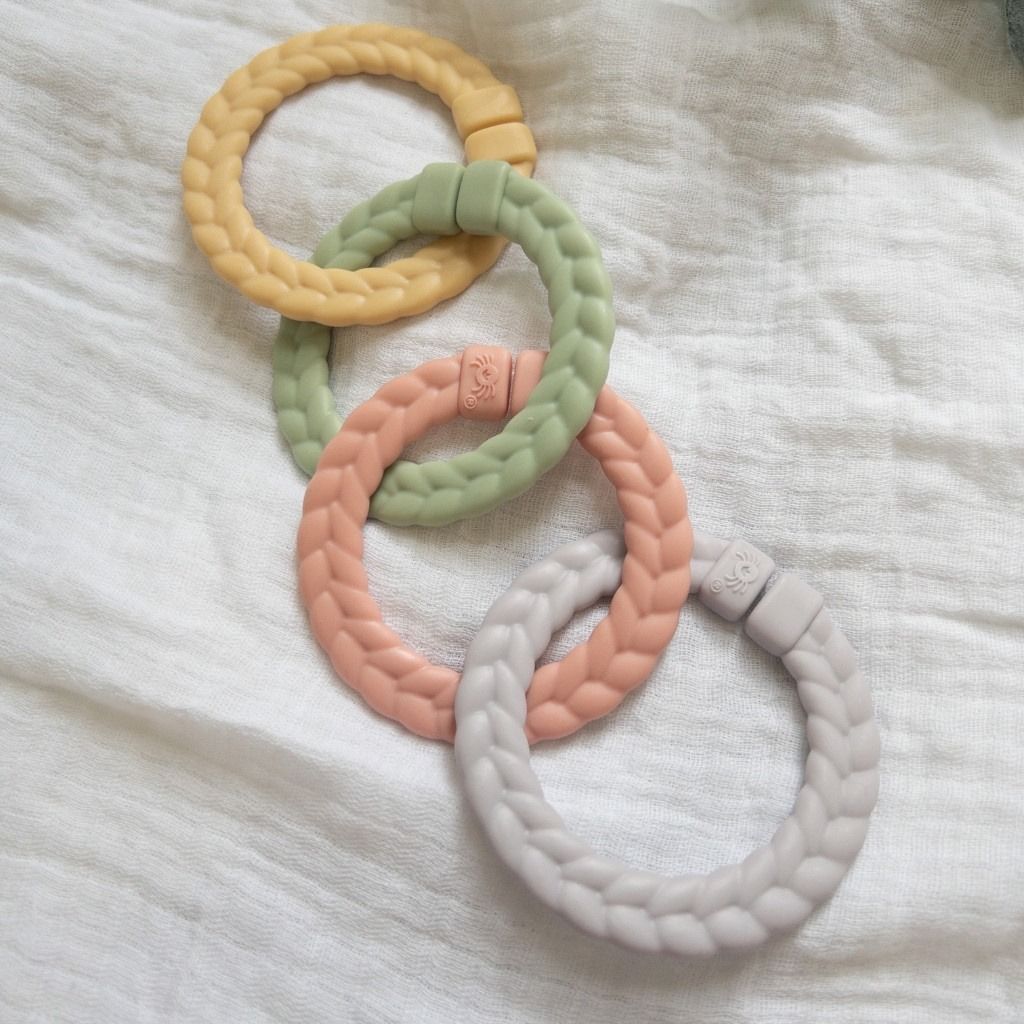 Itzy Ritzy Rings Linking Ring Set 3 Months Plastic 8 Pastel Neutral ...