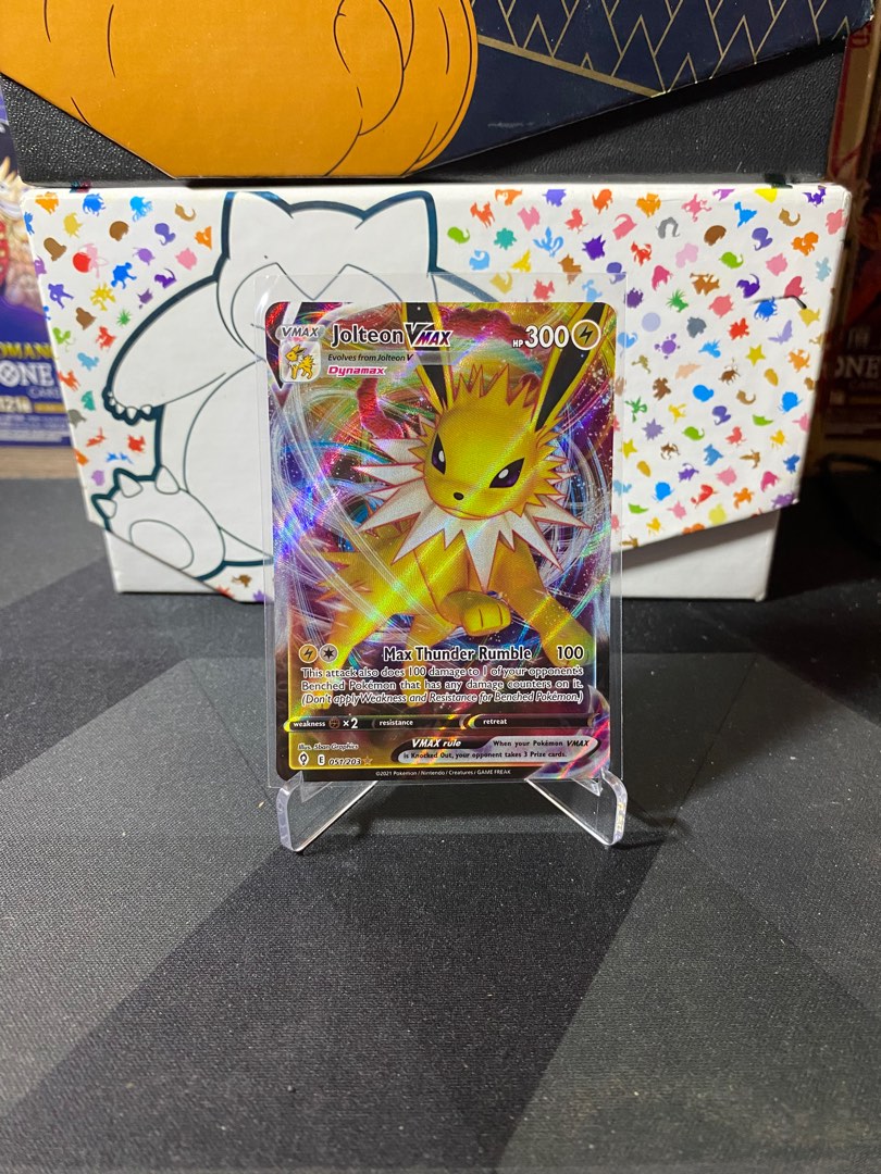 Jolteon VMAX, Hobbies & Toys, Toys & Games on Carousell