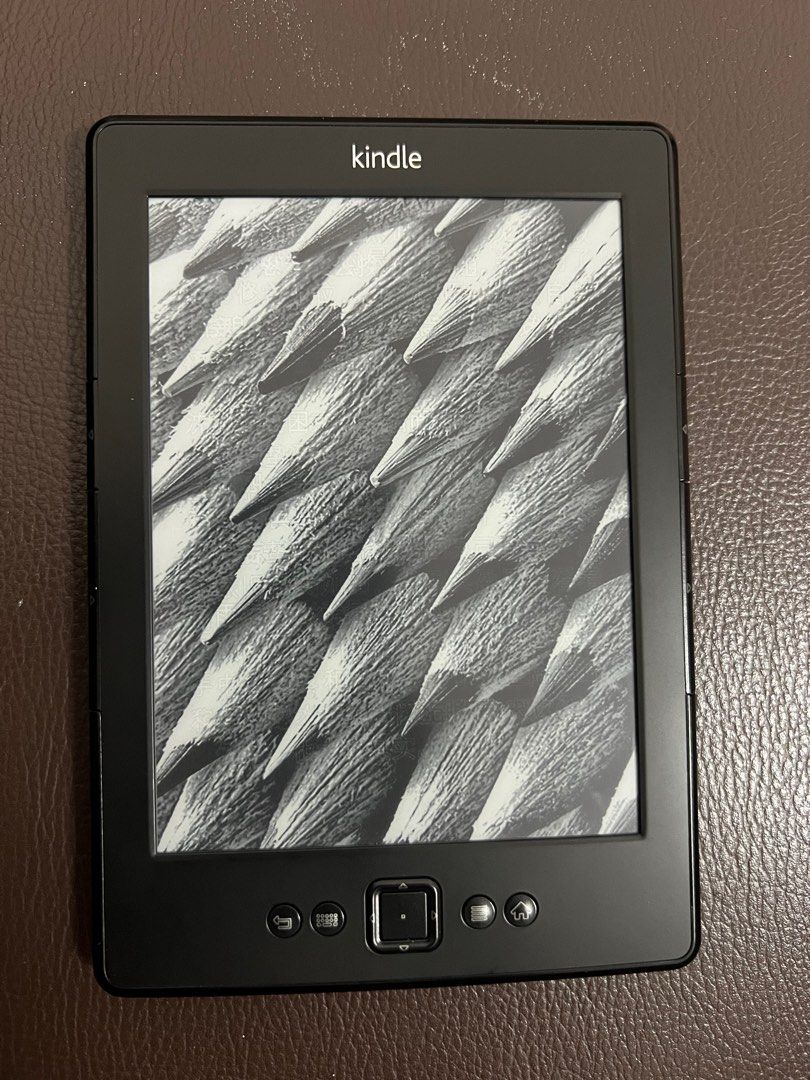 Kindle Gen 4, Mobile Phones & Gadgets, E-Readers on Carousell
