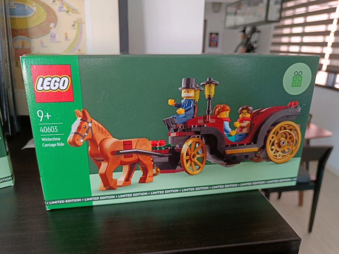 LEGO Exclusive GWP Majisto's Magical Workshop, Winter Market Stall ...