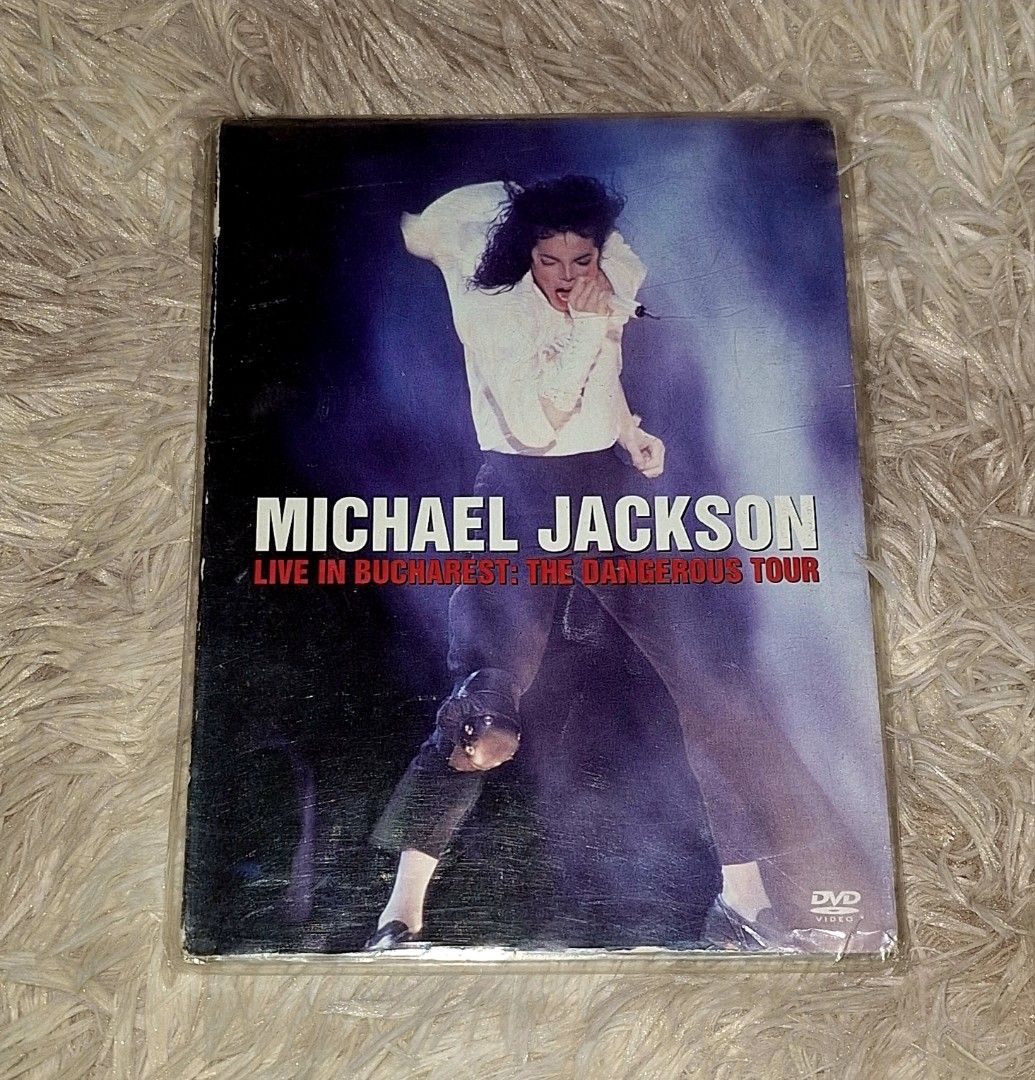 Michael jackson, Hobbies & Toys, Music & Media, CDs & DVDs on Carousell
