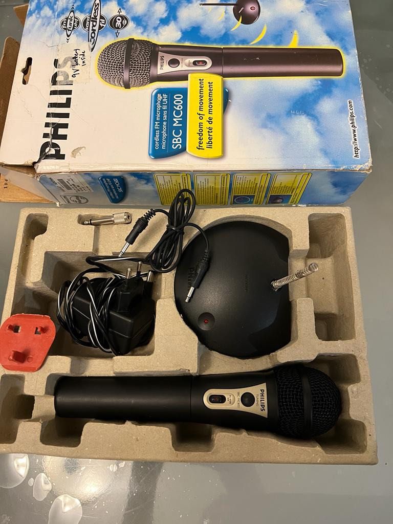 Wireless Microphone (Philips), Audio, Microphones on Carousell
