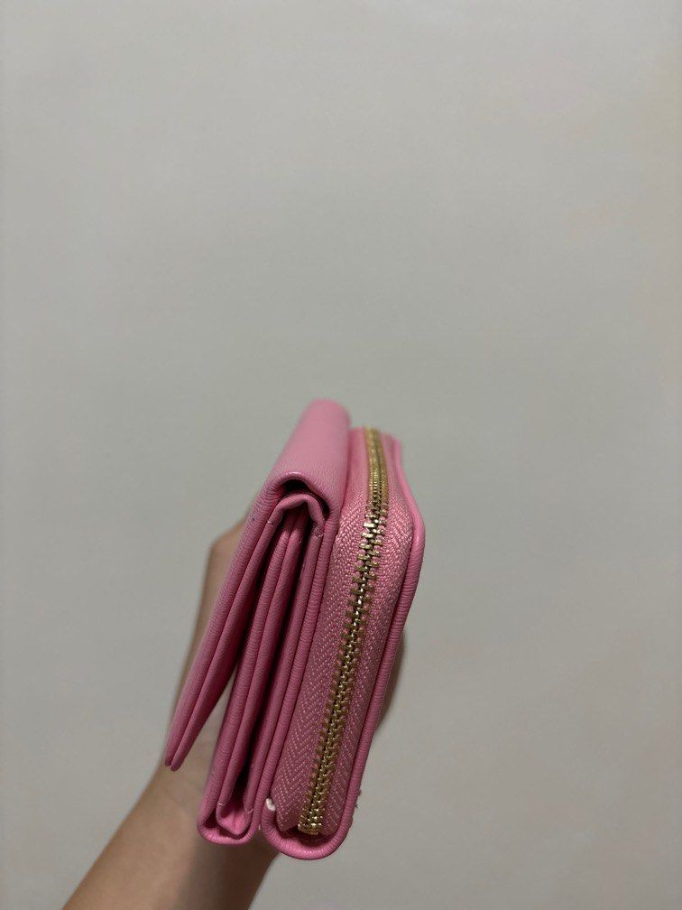 Miniso pink trifold wallet, Women's Fashion, Bags & Wallets, Wallets ...