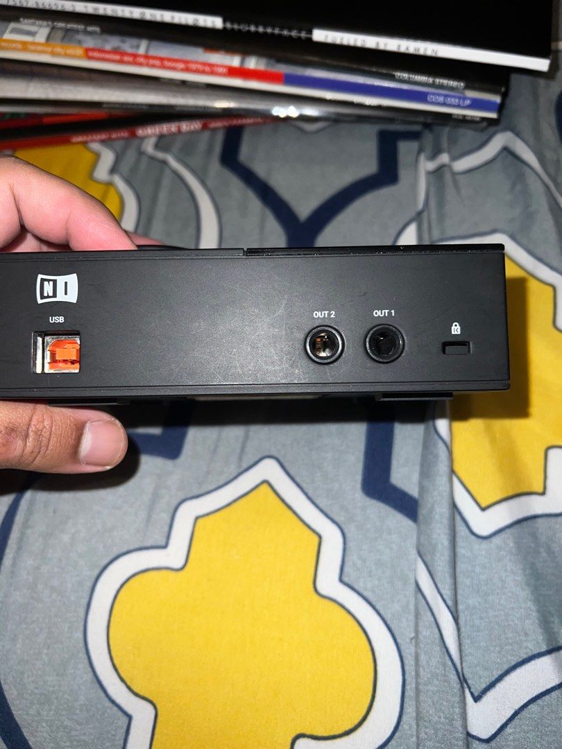 Native Instrument Komplete Audio 2, Audio, Other Audio Equipment on ...