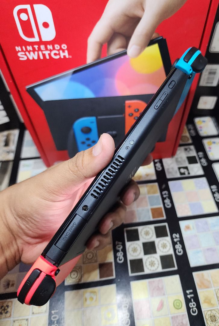 NINTENDO SWITCH OLED NEON COMPLETE UNDER WARRANTY, Video Gaming, Video ...