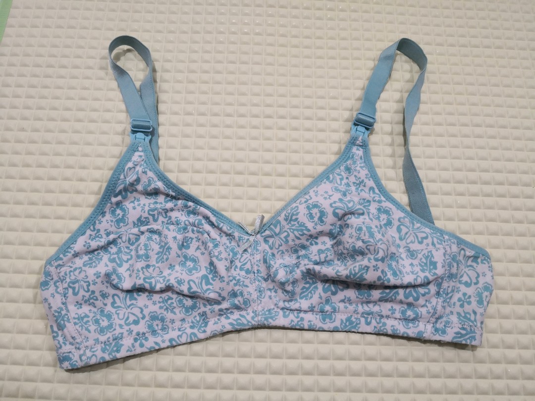 Nursing bra 32A, Babies & Kids, Maternity Care on Carousell
