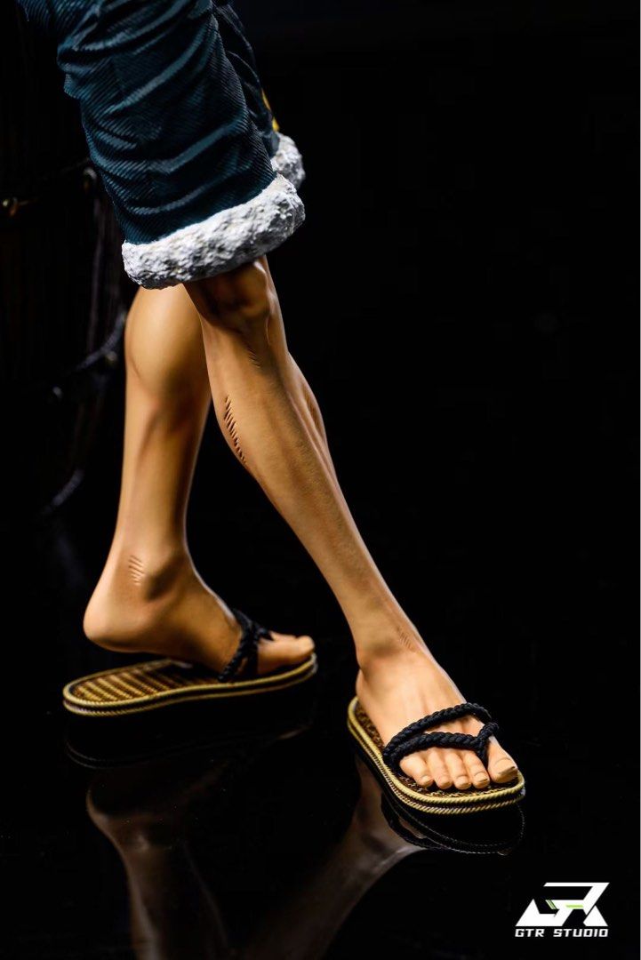[PO] One Piece|Luffy Leaning on Barrel, Hobbies & Toys, Toys & Games on ...