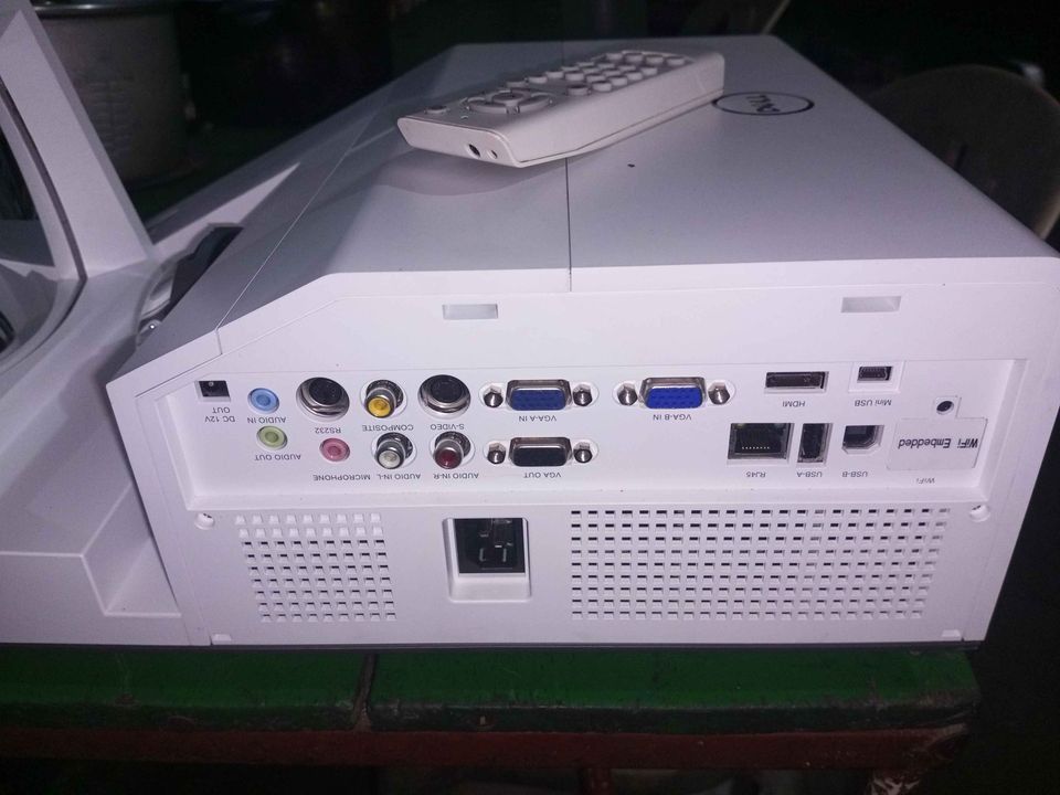 Projector Ultra Short Throw Dell S500wi (Big Display), TV & Home ...