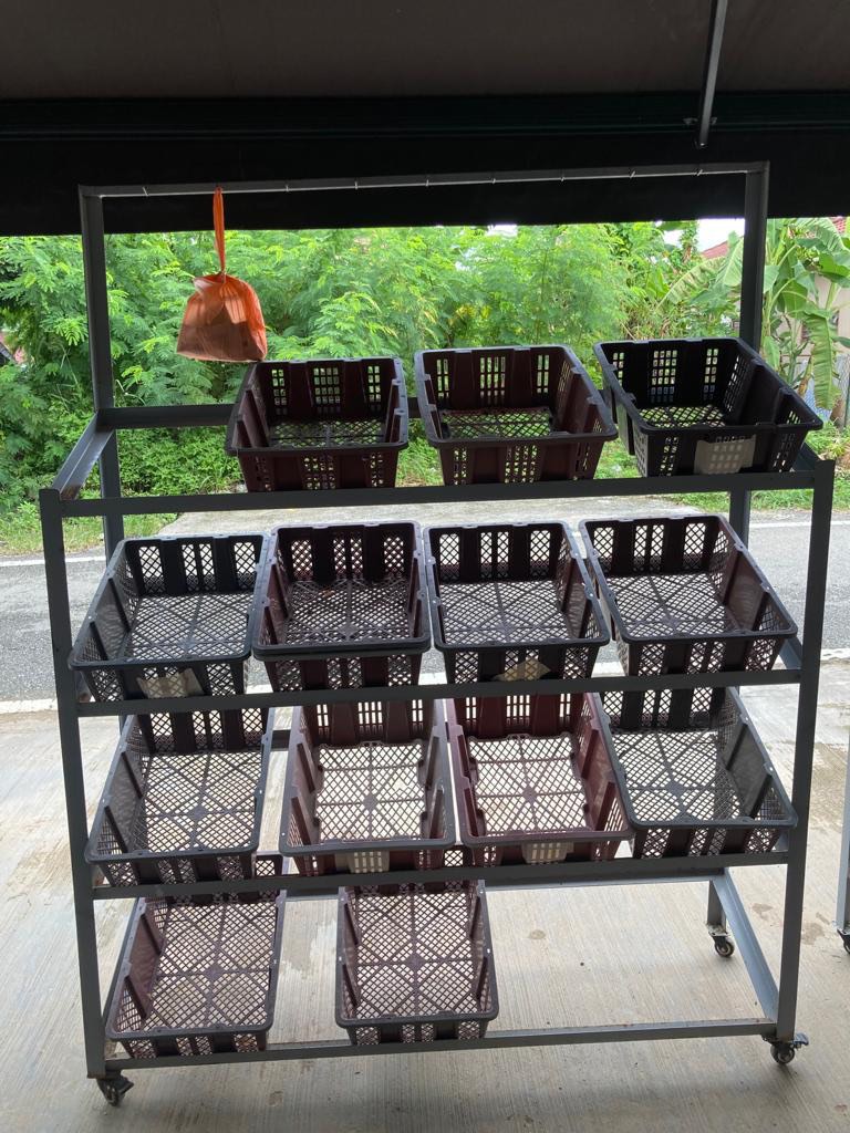 Rak sayur dan buah buahan, Furniture & Home Living, Furniture, Shelves ...