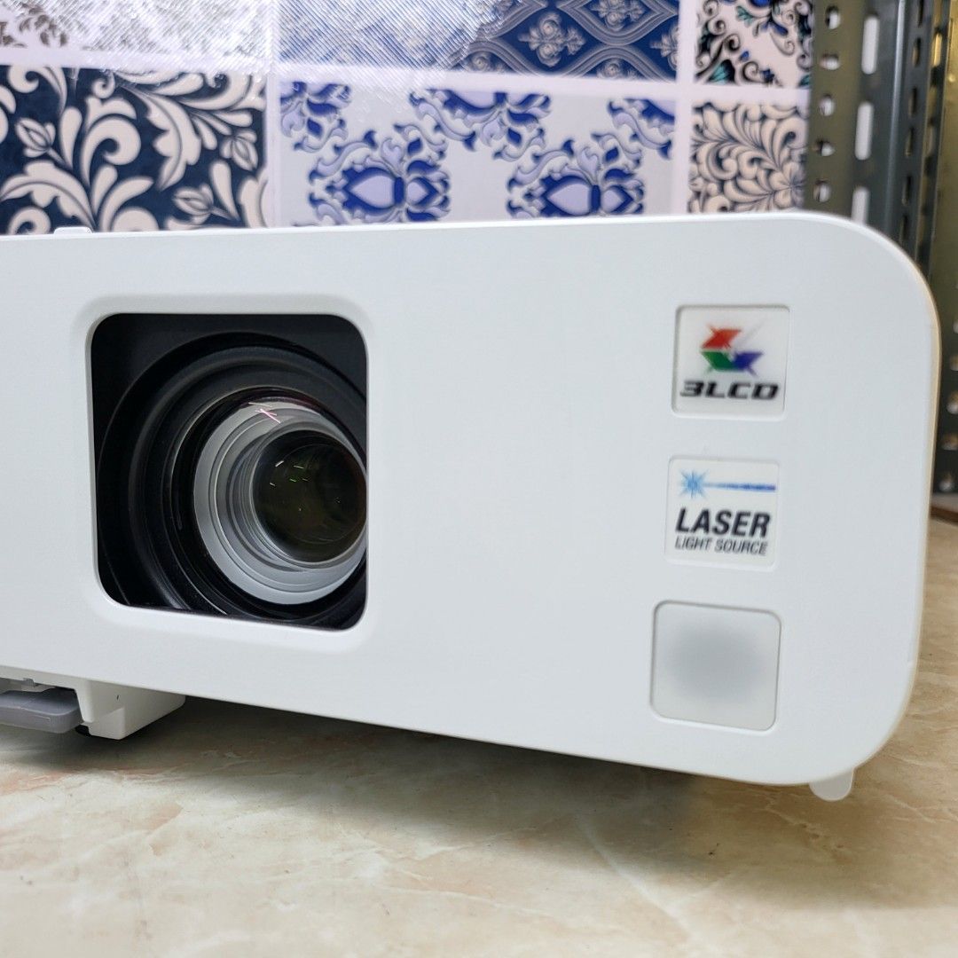 EPSON EB-L200F 3LCD 4500lm ANSI FHD Projector, TV & Home Appliances, TV ...