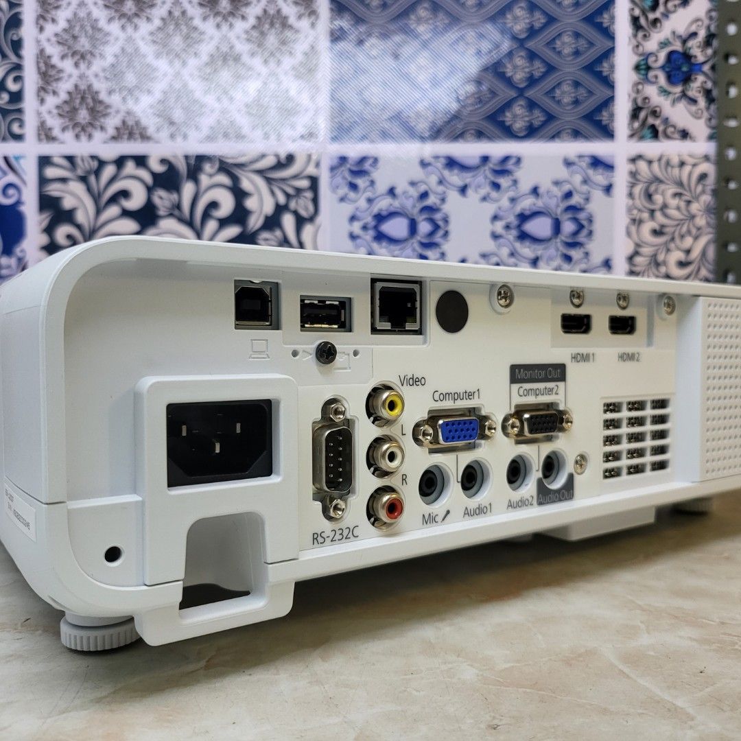 EPSON EB-L200F 3LCD 4500lm ANSI FHD Projector, TV & Home Appliances, TV ...