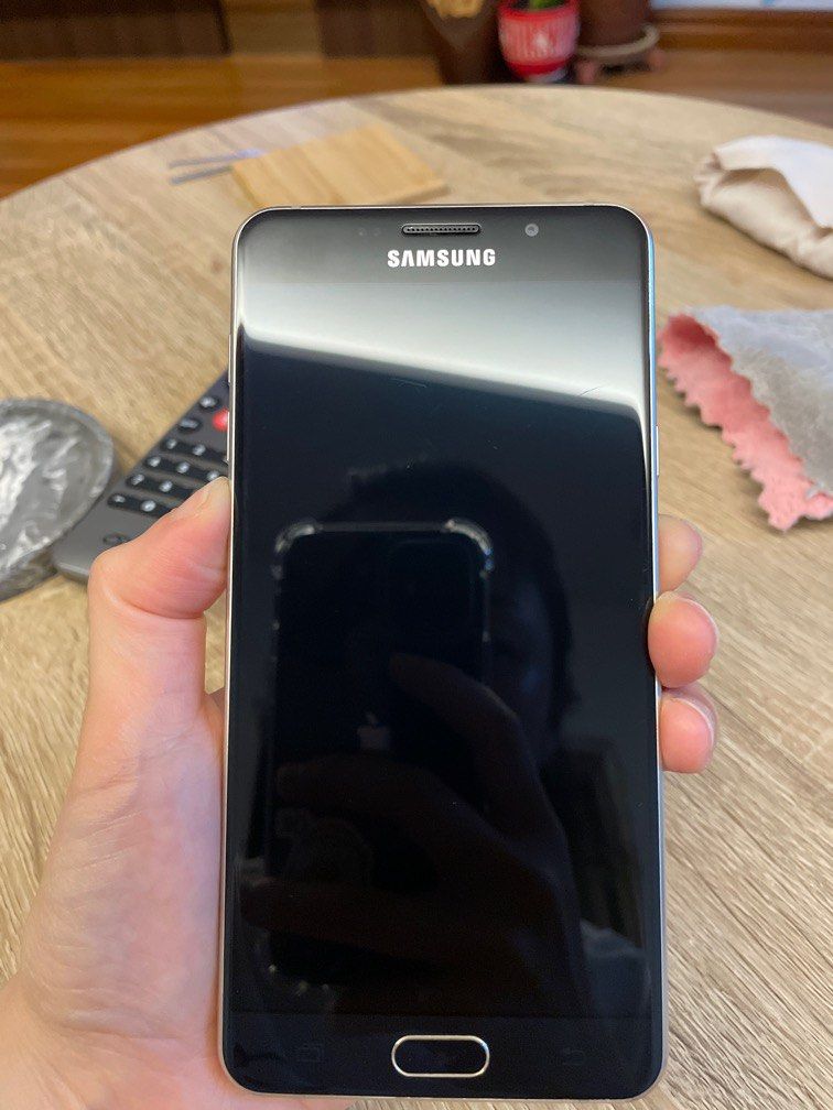 Samsung A710FD Gold 16 GB, Mobile Phones & Gadgets, Mobile Phones ...