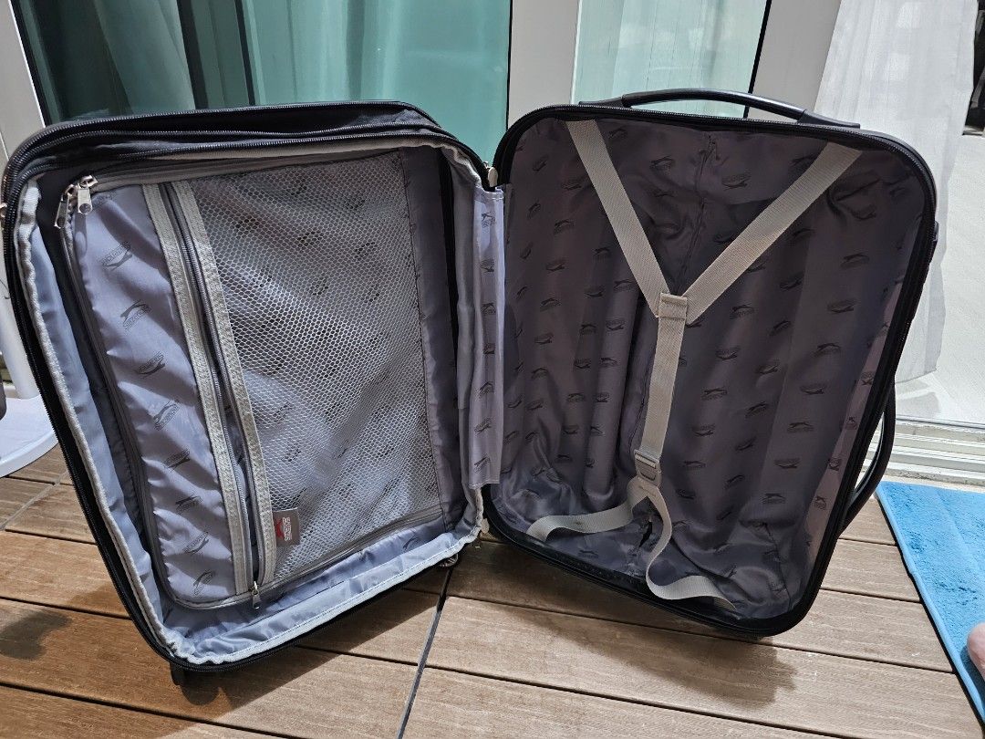 Slazenger Cabin Luggage 20" Expandable, Hobbies & Toys, Travel, Luggage ...