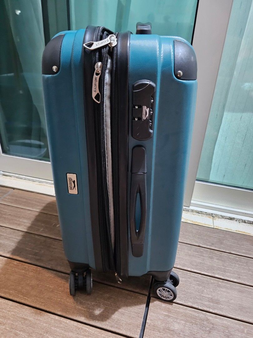 Slazenger Cabin Luggage 20" Expandable, Hobbies & Toys, Travel, Luggage ...
