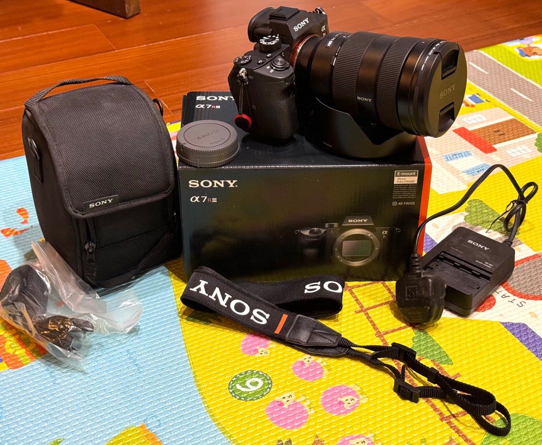 Sony A7RIII and 24-70 G Master Lens, Photography, Cameras on Carousell