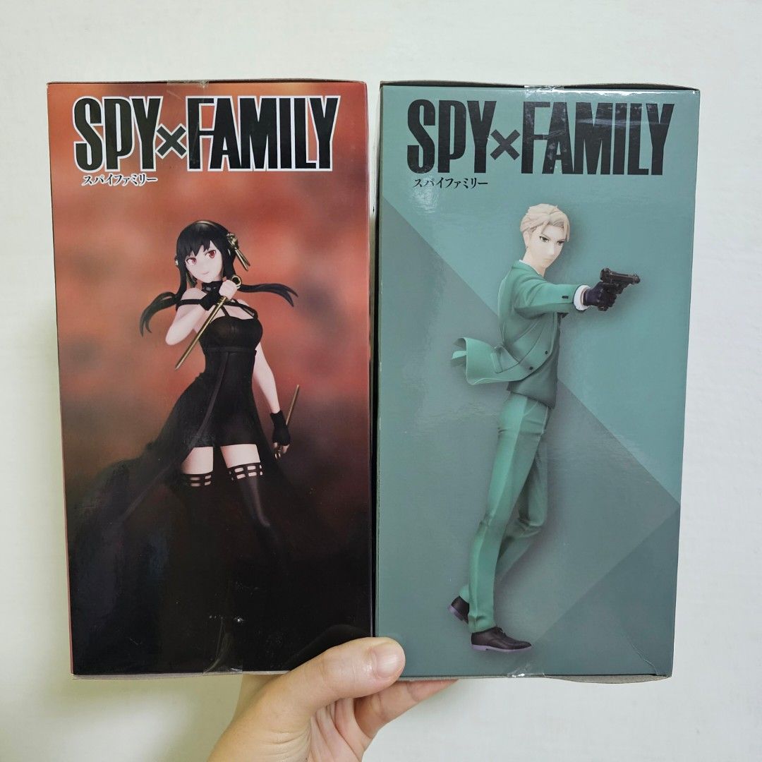 Spy X Family Loid and Yor Forger Figures, Hobbies & Toys, Toys & Games ...