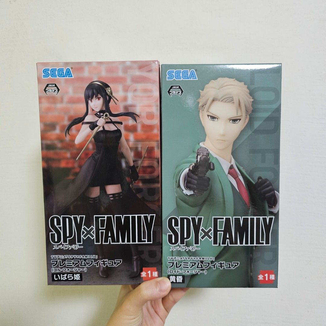 Spy X Family Loid and Yor Forger Figures, Hobbies & Toys, Toys & Games ...