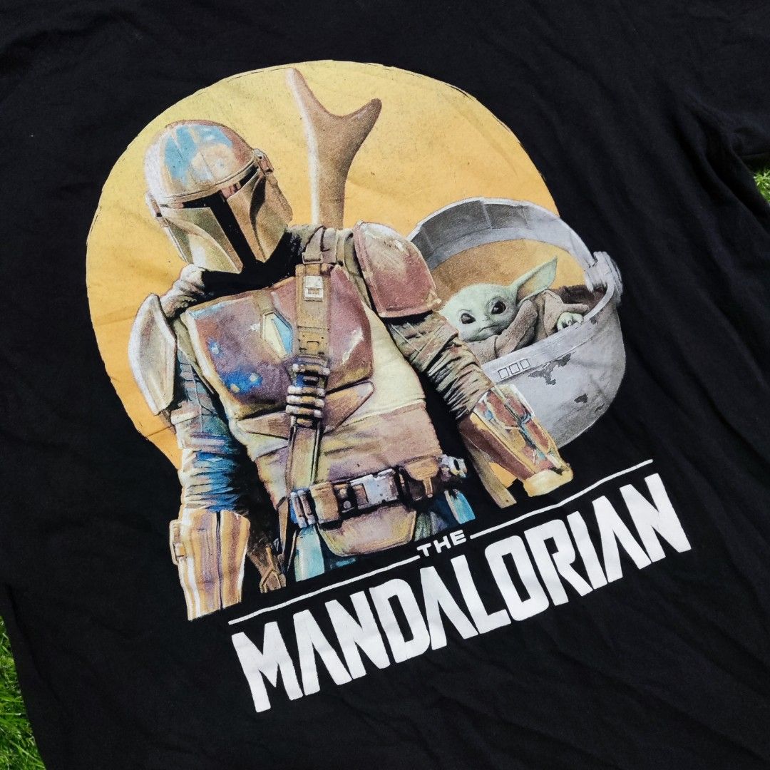 Star Wars The Mandalorian Shirt (Mando and Grogu), Men's Fashion, Tops ...