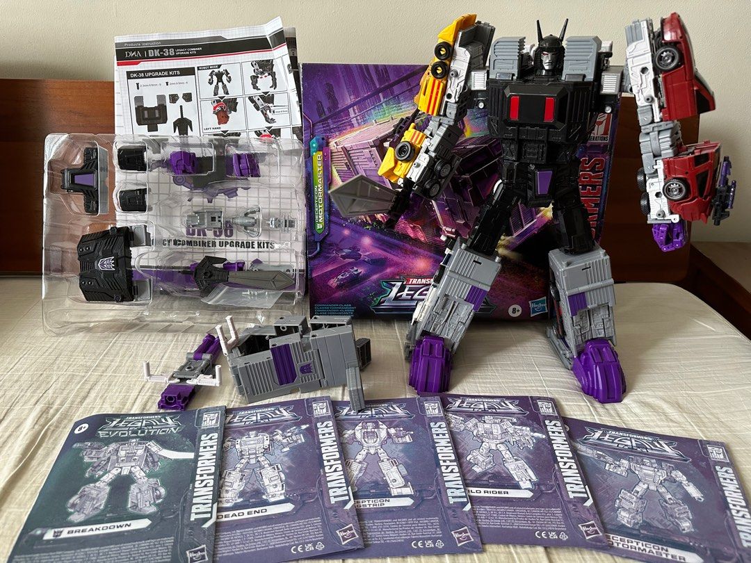 Takaratomy Legacy Menasor combiner with DK-38 DNA Upgrade Kit, Hobbies ...