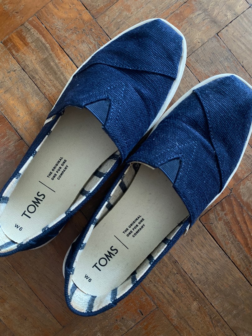 Toms blue sneakers, Women's Fashion, Footwear, Sneakers on Carousell