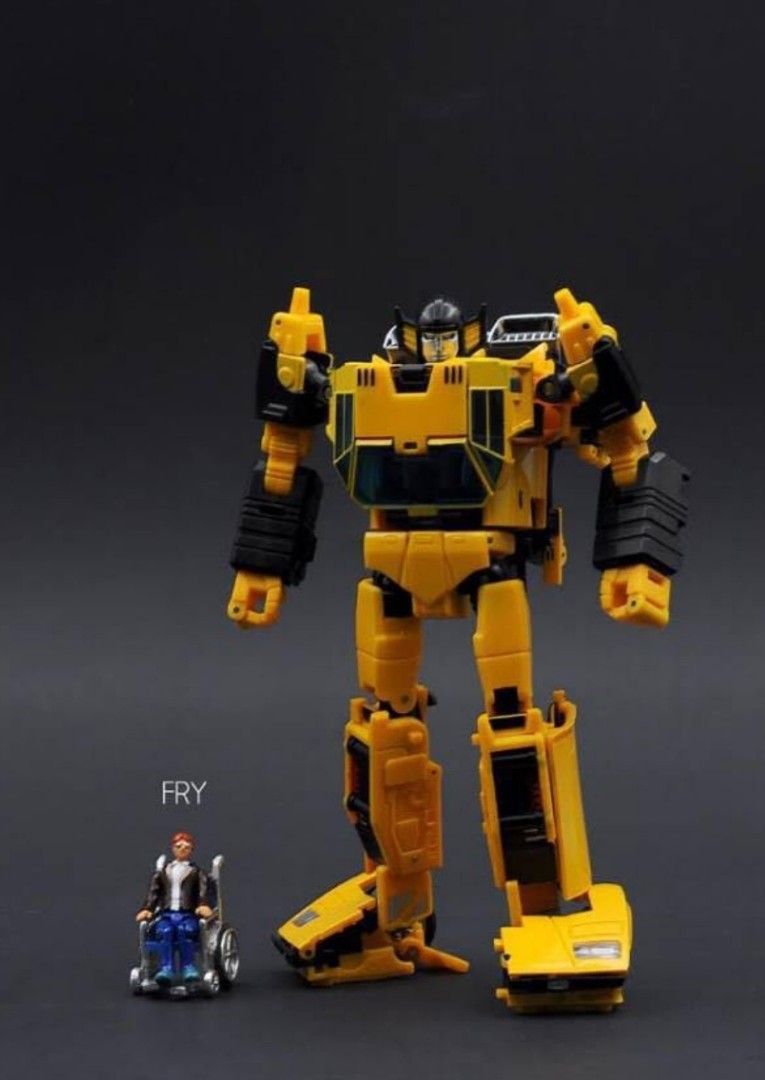 Transformers Badcube Sunsurge (MP Masterpiece Scale Sunstreaker ...
