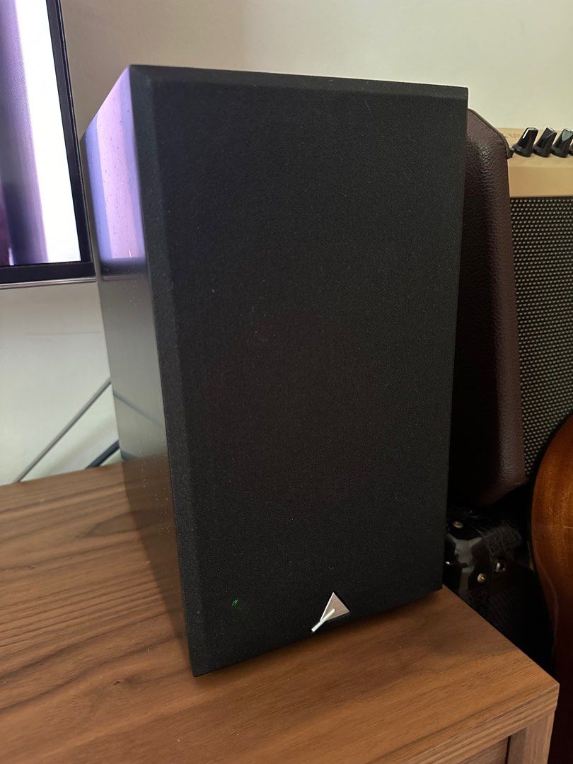 Triangle speaker, Audio, Soundbars, Speakers & Amplifiers on Carousell
