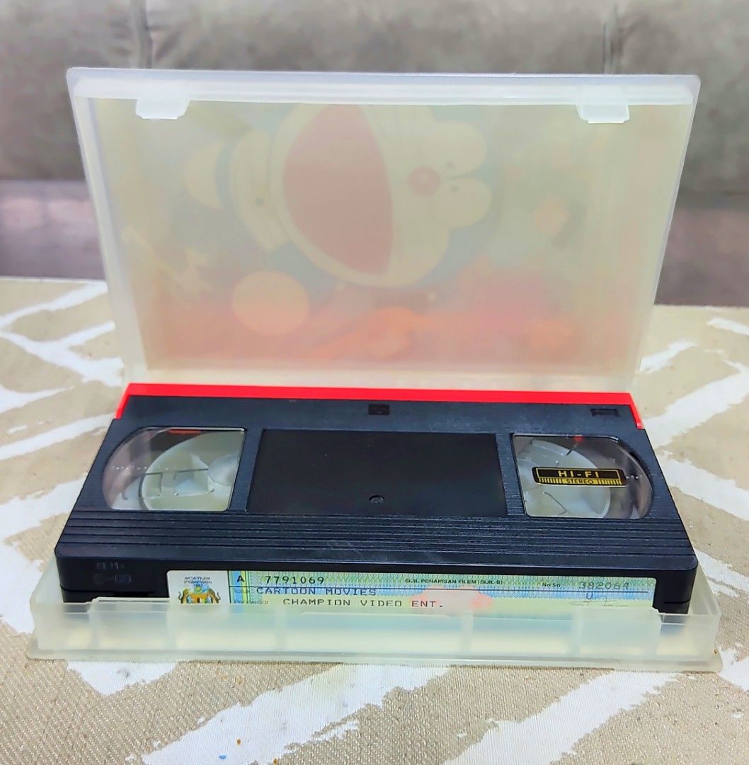 VINTAGE 90'S VHS TAPE DORAEMON, TOM & JERRY, CINDERELLA, Hobbies & Toys, Music & Media, CDs ...