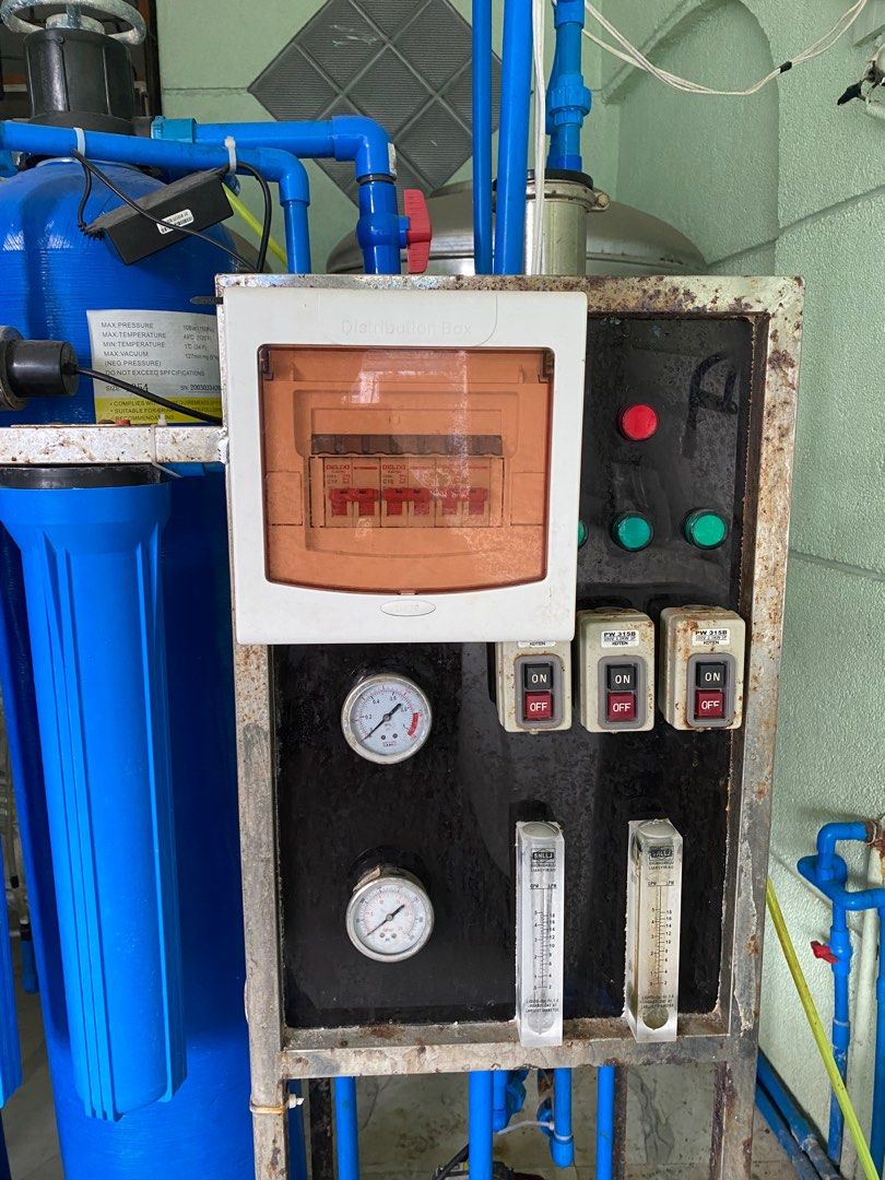 Water Refilling Station (Machine and Tanks), Commercial & Industrial ...