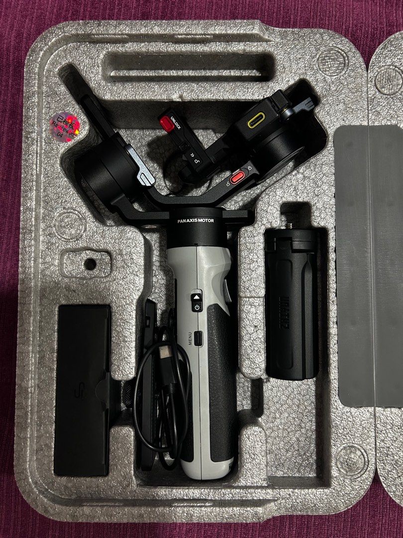 Zhi Yun Crane M2S, Photography, Photography Accessories, Gimbals & Stabilisers on Carousell