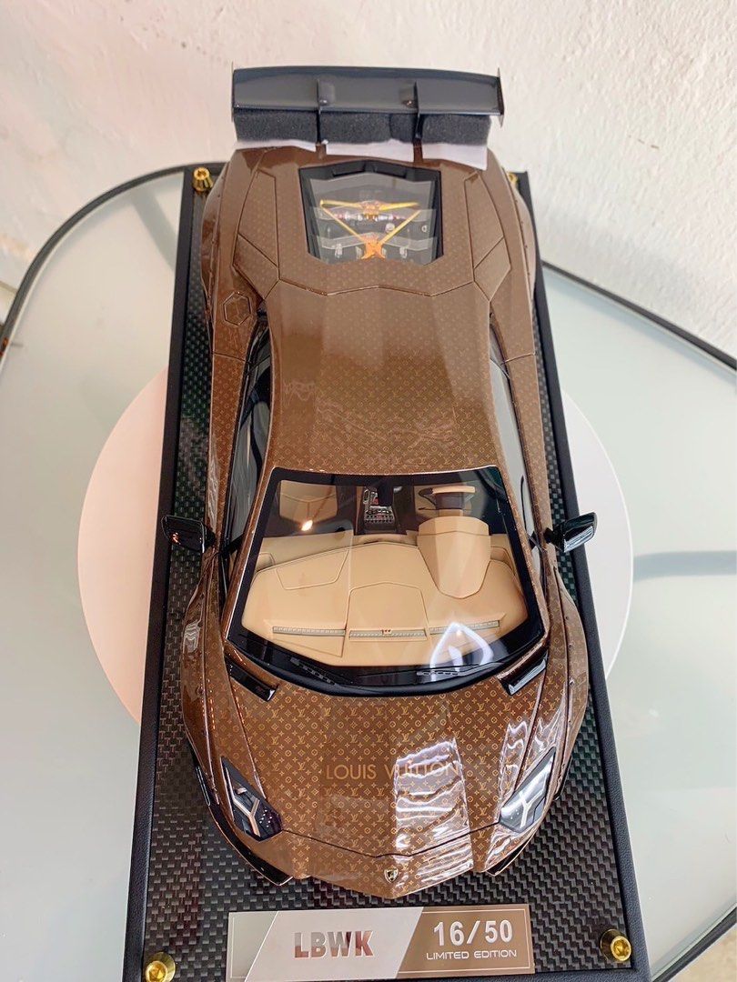 1/18 Lamborghini Aventador LV, Hobbies & Toys, Toys & Games on Carousell