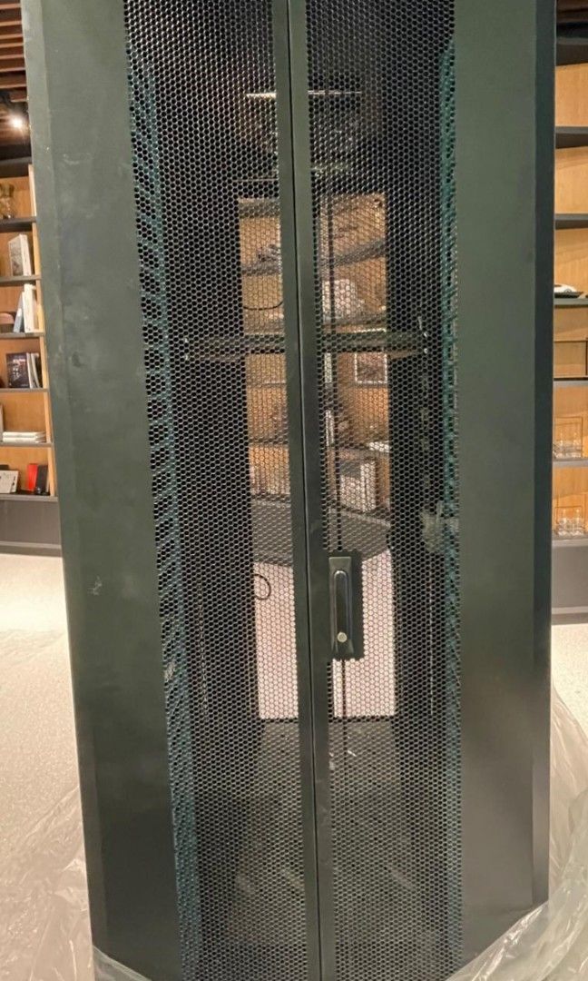 42U Server Rack, Computers & Tech, Office & Business Technology on ...
