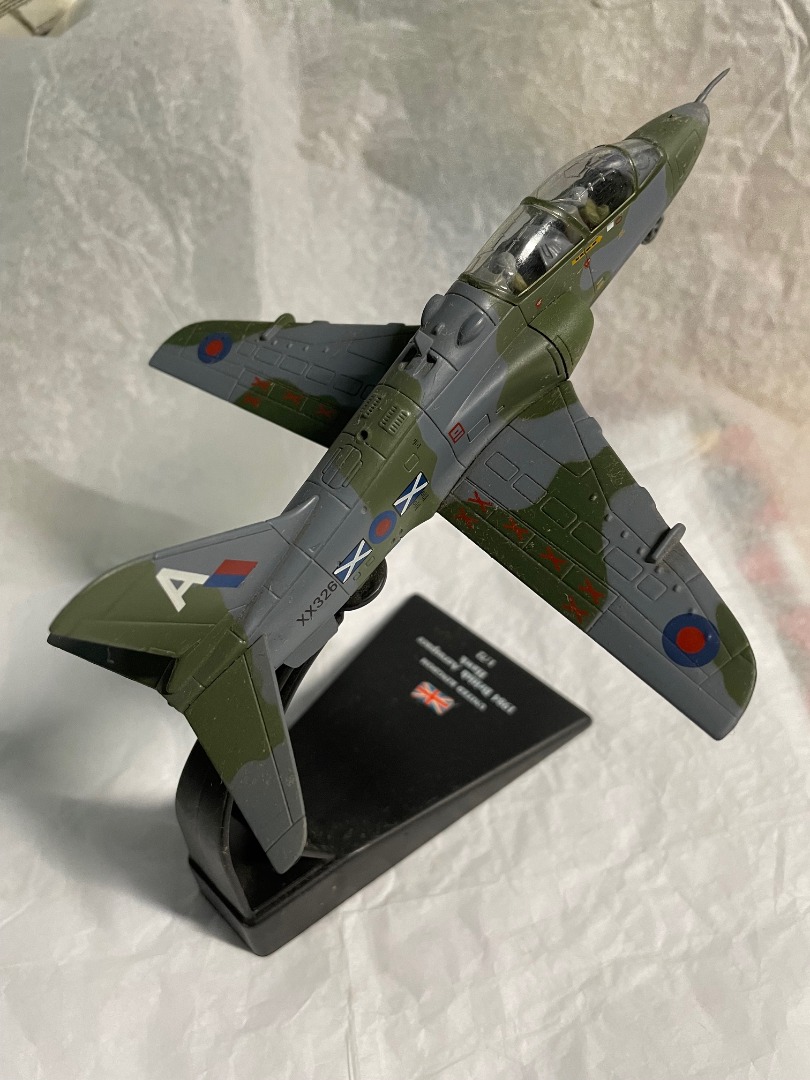 Amercon Fighter Aircraft Collection 23 - Bae Hawk T1A, No 151 (R) Squadron, RAF, 1984 1/72 Scale ...