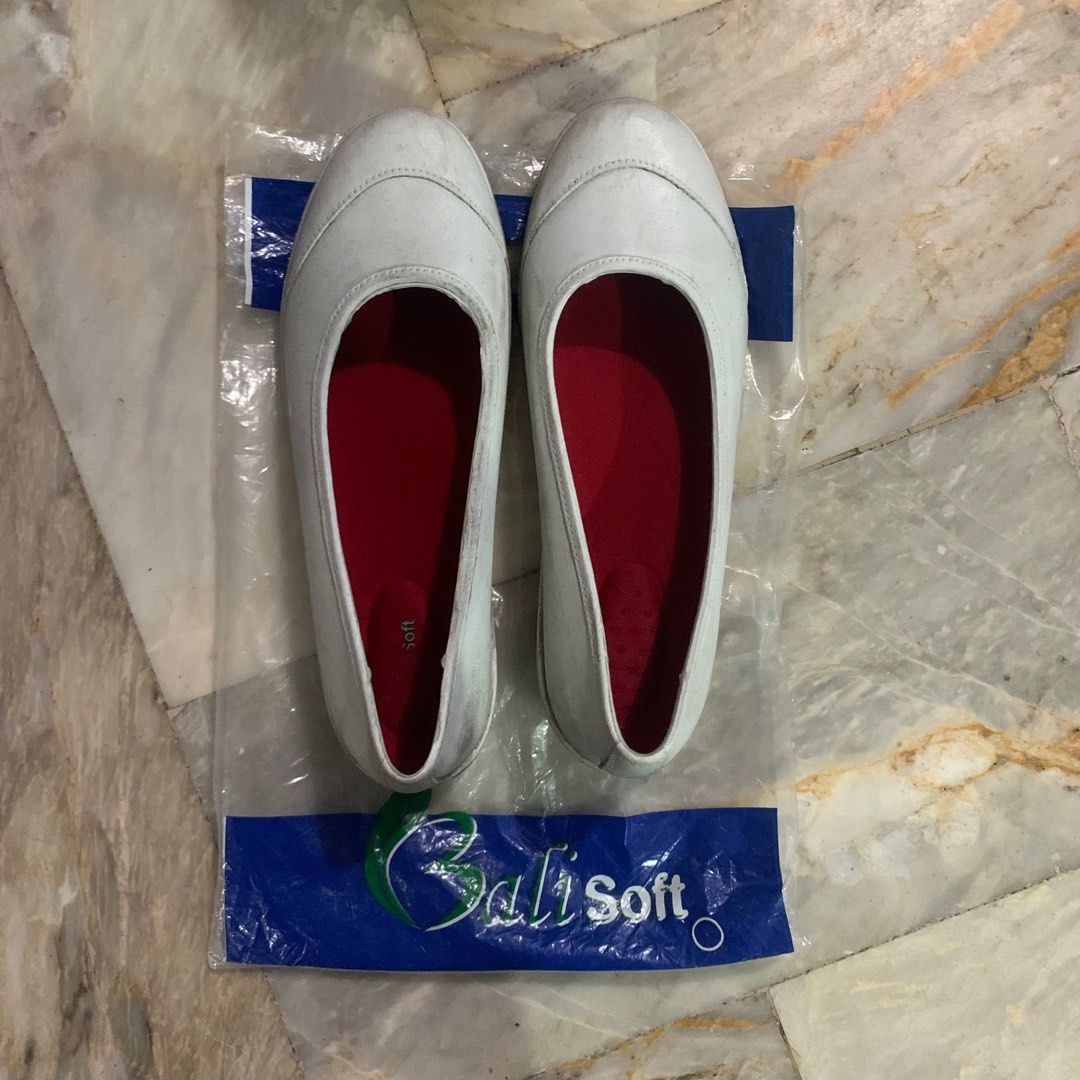 Bali Soft Athena White Waterproof Shoes, Women's Fashion, Footwear ...