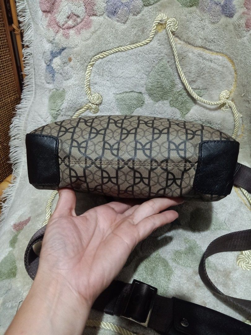 beanpole, Men's Fashion, Bags, Sling Bags on Carousell