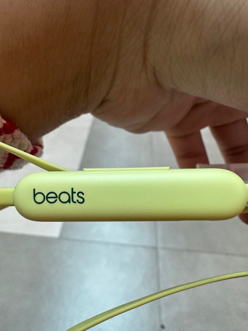 Beats Flex, Audio, Earphones on Carousell