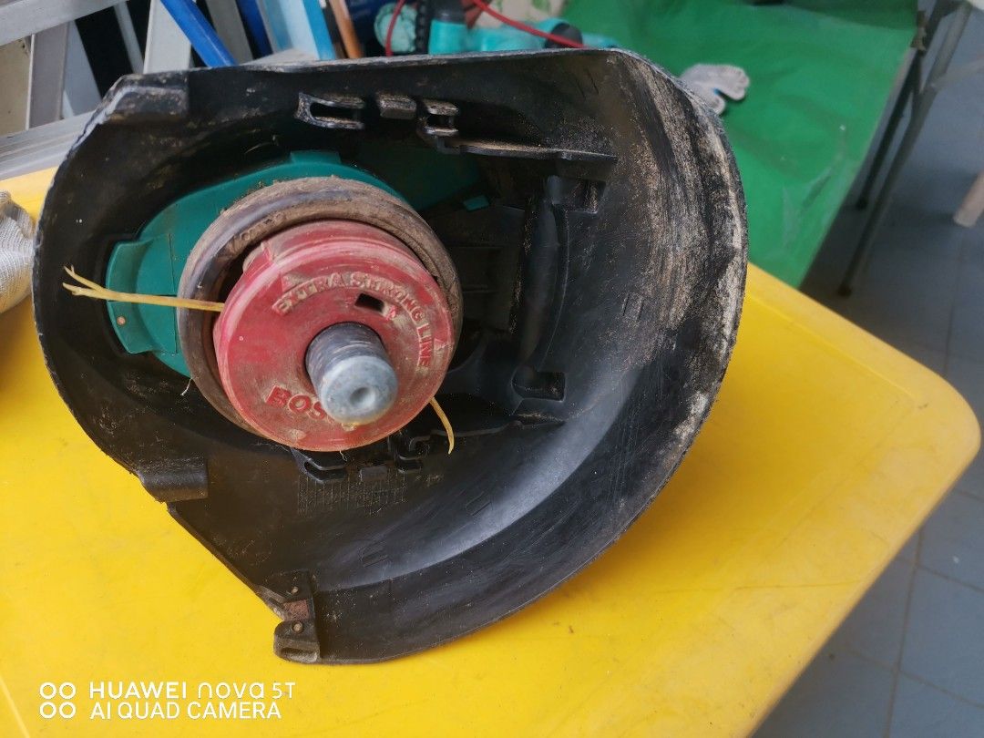 Bosch Combitrim Art 23, Furniture & Home Living, Gardening, Grass ...