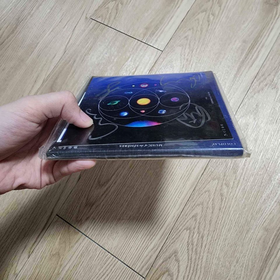 Coldplay SIGNED Music Of The Spheres Album Coldplay SIGNED Music Of The ...